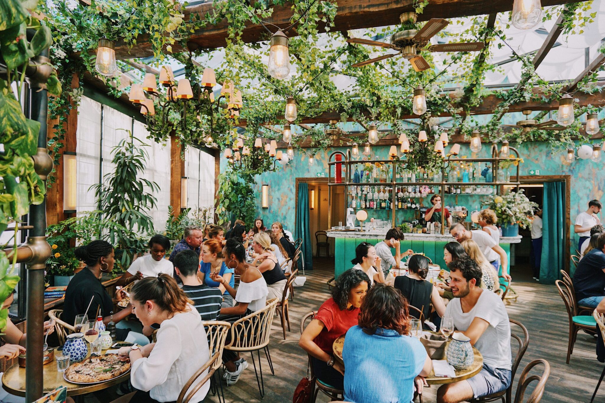 Windows as Elements of Restaurant Interior: A Key Design Feature » The ...
